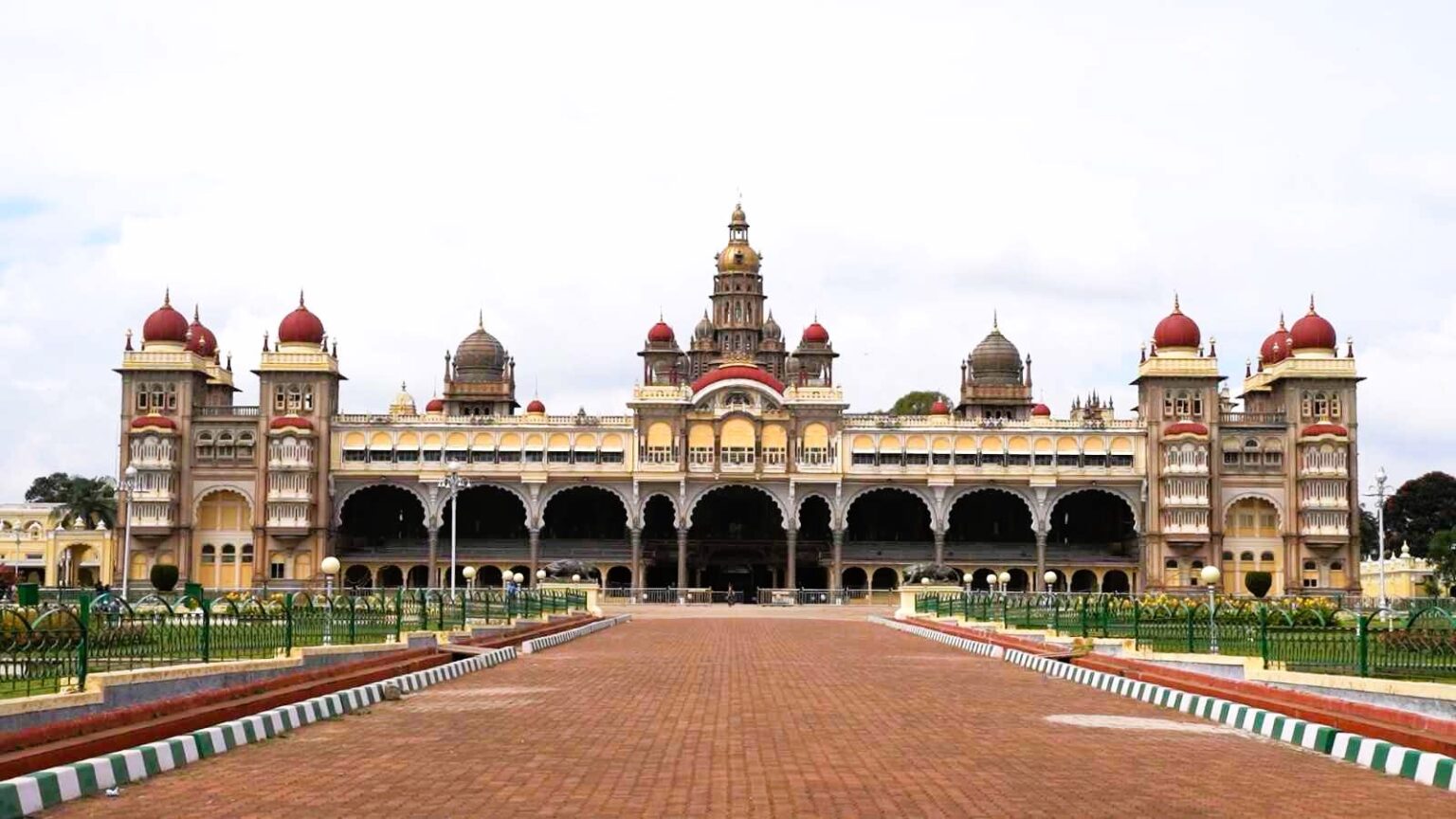 India's 10 Most Magnificent Palaces You Must Visit